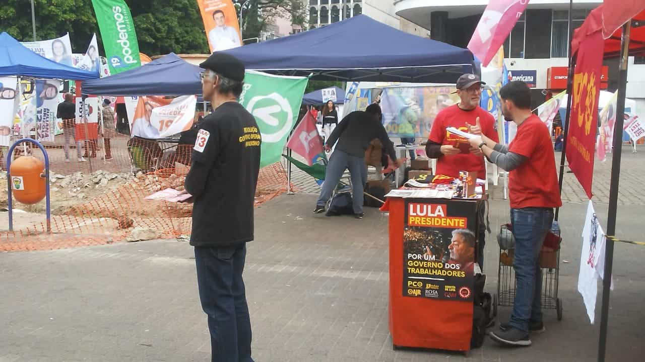 Militantes do PCO no RS realizam atividade no Mercado Público - Diário ...